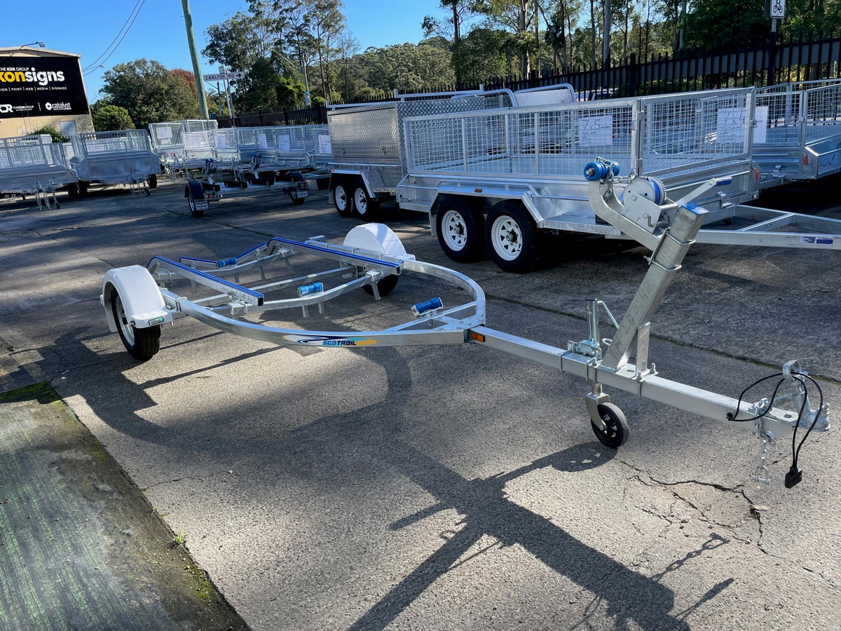 AL4.6M13 GALVANISED BOAT TRAILER FOR UP TO A 4.75mt HULL – kendy caravans